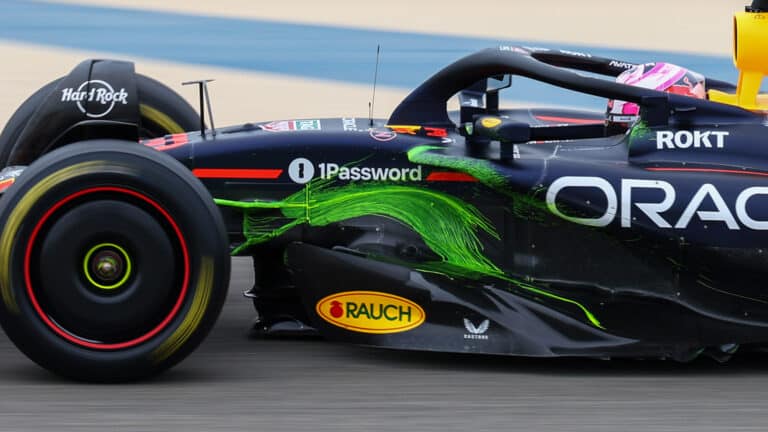 Flow-vis paint: why do F1 teams use it during pre-season testing ... Flow-vis paint: why do F1 teams use it during pre-season testing ...